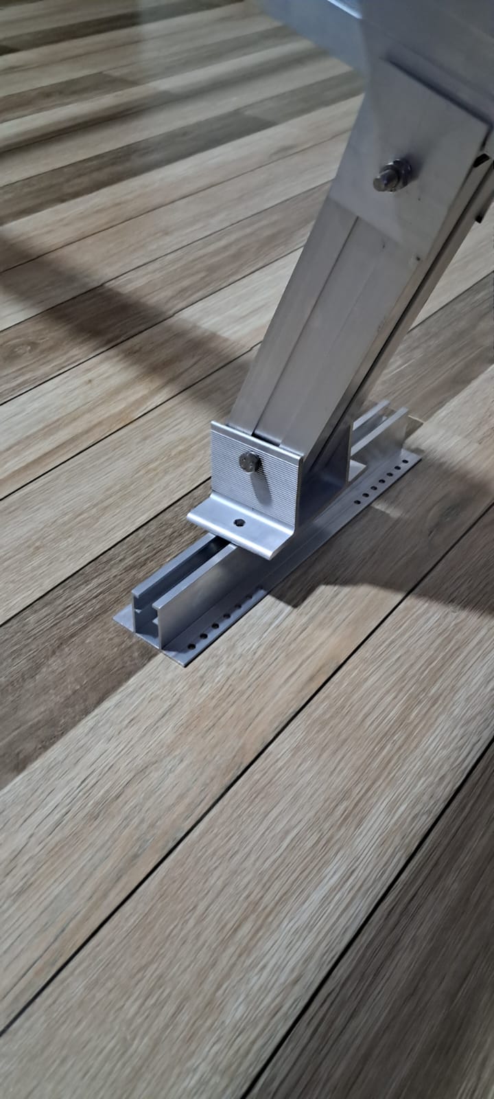 Elevated Tin Mount-Product Details